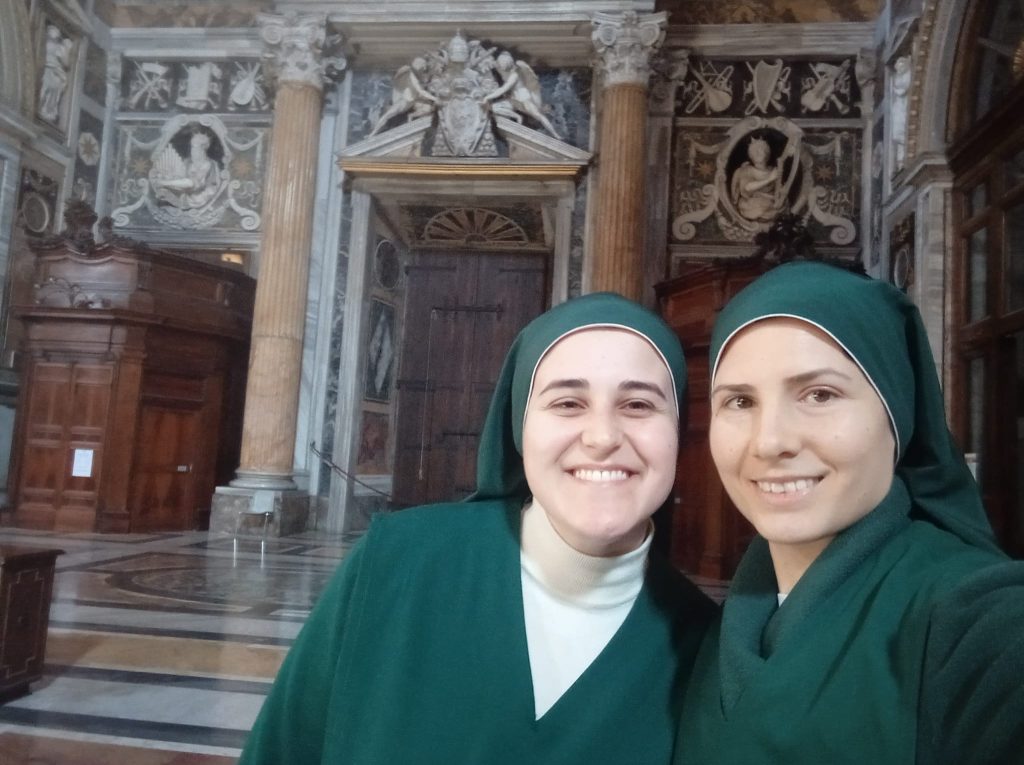 Formation for the mission: the support of APRA to the Missionary ...